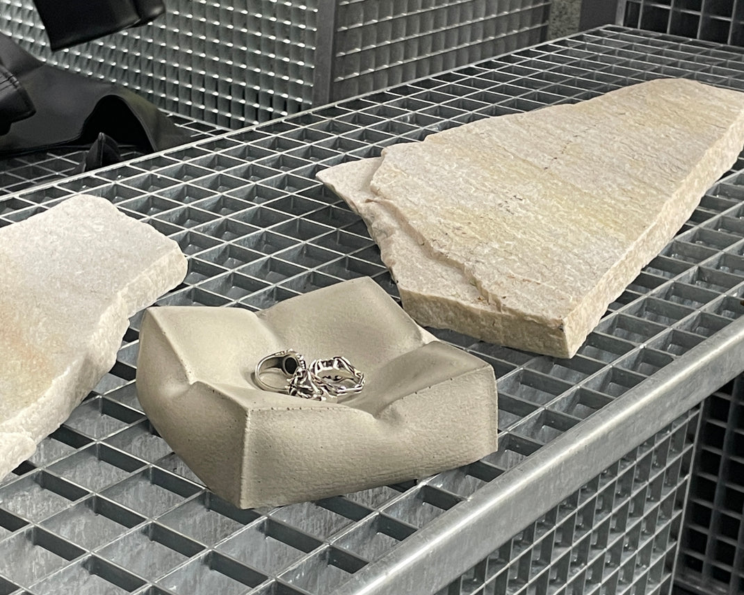 pillow tray – julius.works