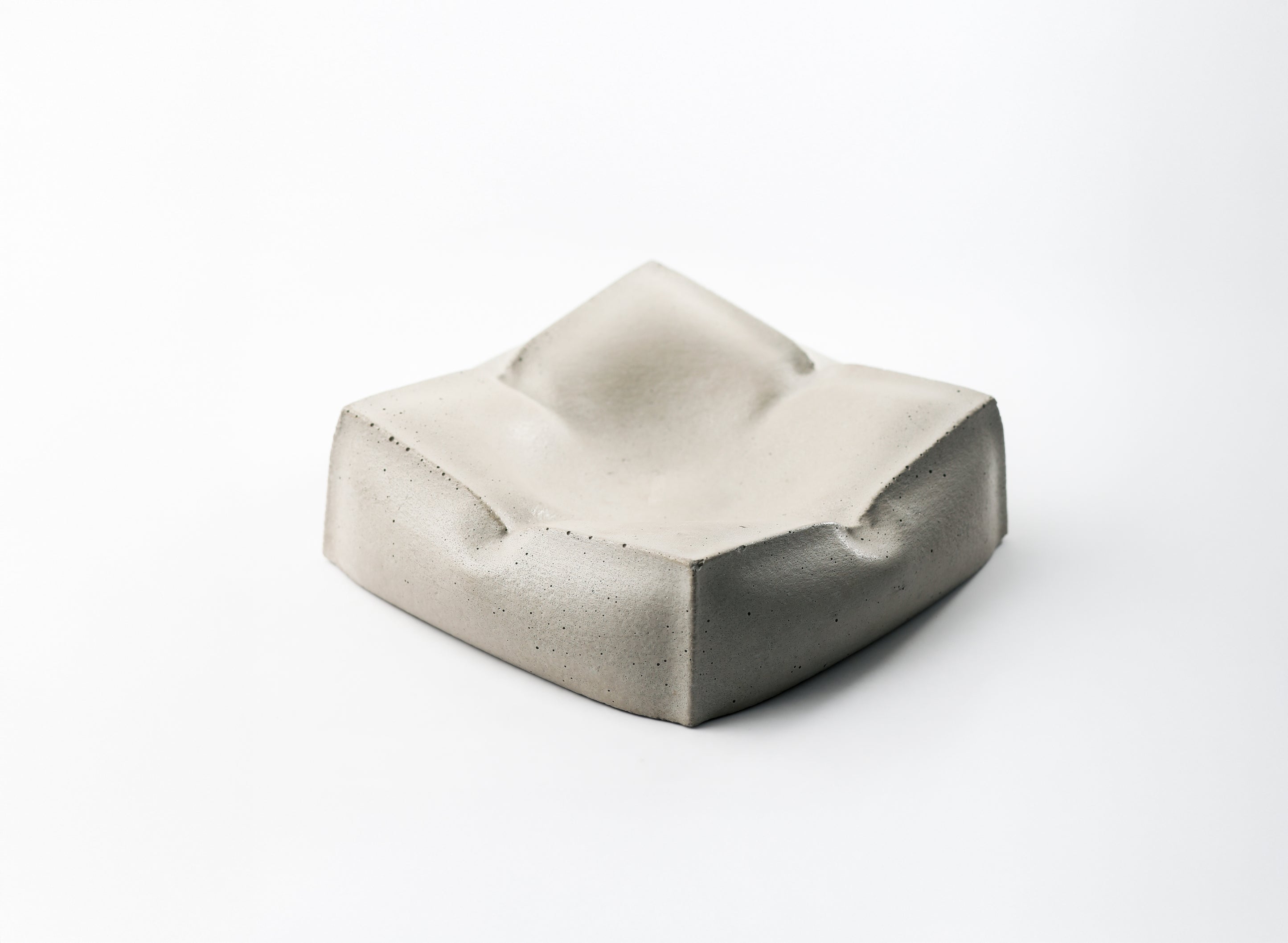 pillow tray raw – julius.works